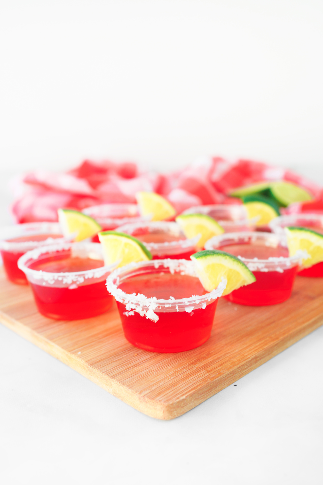 Strawberry Margarita Vegan Jello Shots - Wow, It's Veggie?!